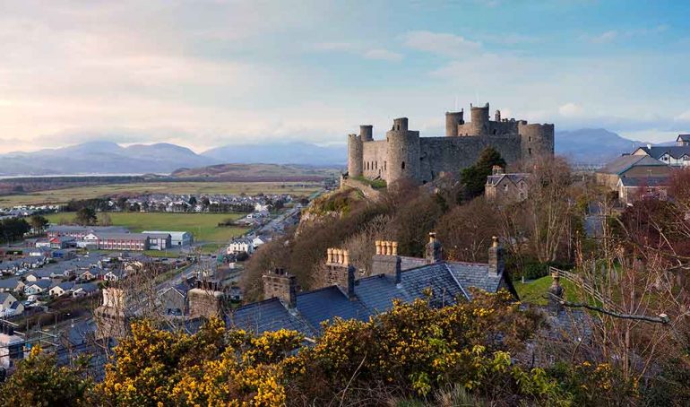 Concentric Castles - Historic European Castles