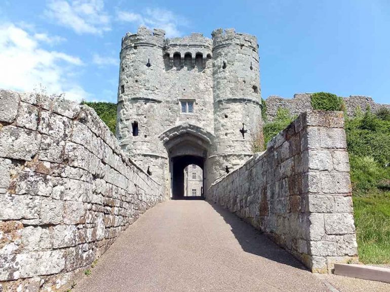 Best Castles in South England - Historic European Castles