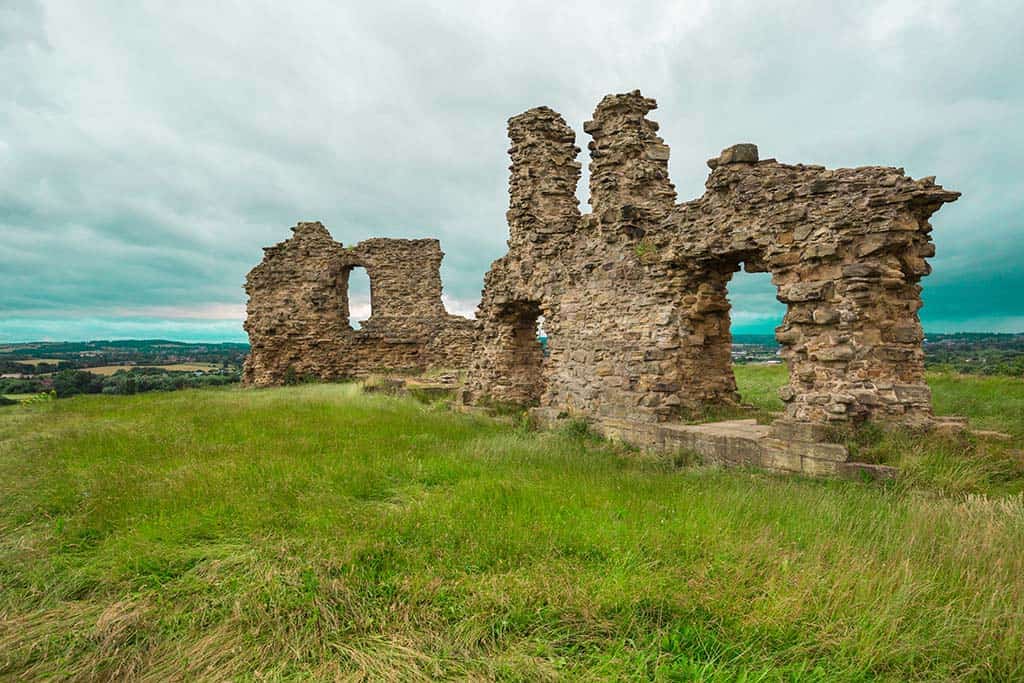 Best castles near Manchester - Historic European Castles