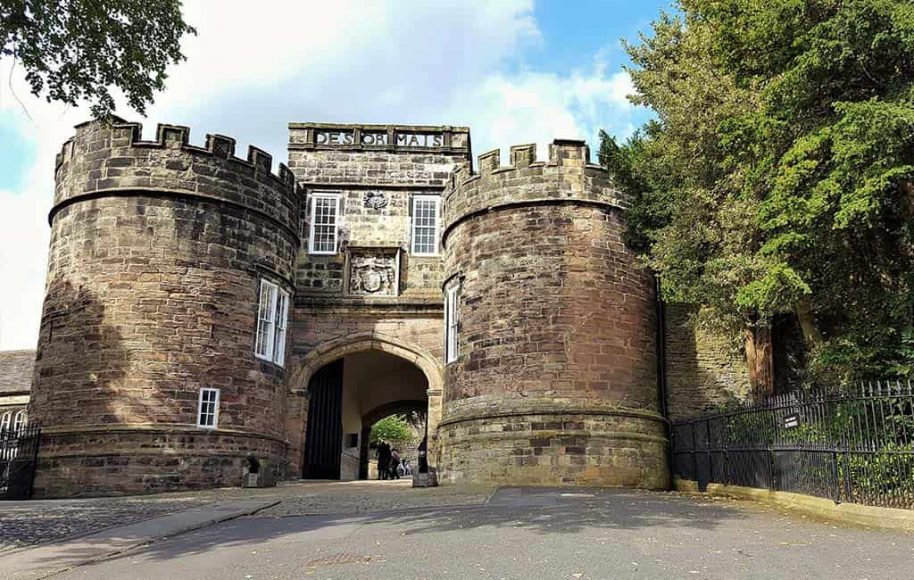 Best castles near Manchester - Historic European Castles