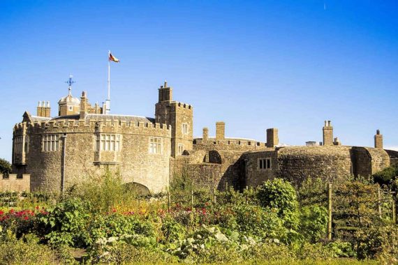 Best Castles in South England - Historic European Castles
