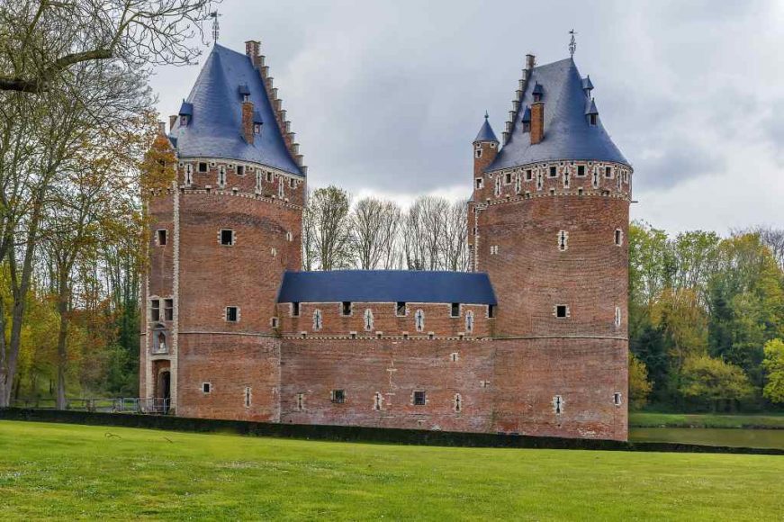 Stone Keep Castles - Historic European Castles