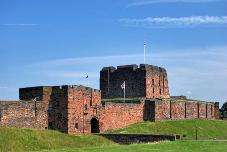 16 Best Castles in Northern England - Historic European Castles