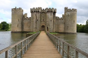 Rooms in a Medieval Castle - Historic European Castles