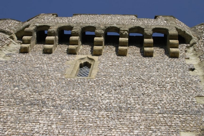 Castle Defence, Defending a Castle from Siege - Historic European Castle